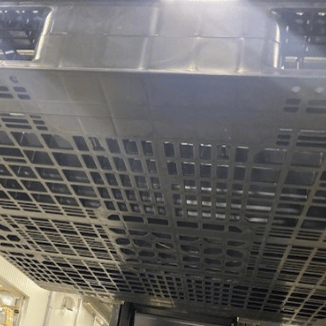 中古 樹脂パレット J-R4・1210T W1200×D1000×H108 | 物流機器リユース＆レンタルのマテバンク